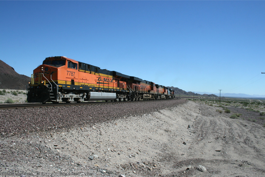 BNSF 7787